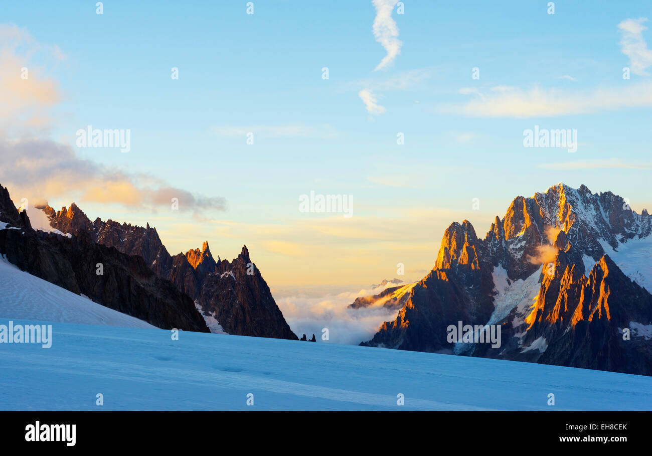 Vallee chamonix hi-res stock photography and images - Alamy