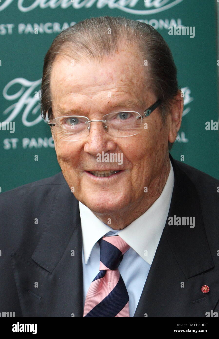 Sir Roger Moore signs copies of his autobiography 'Last Man Standing ...
