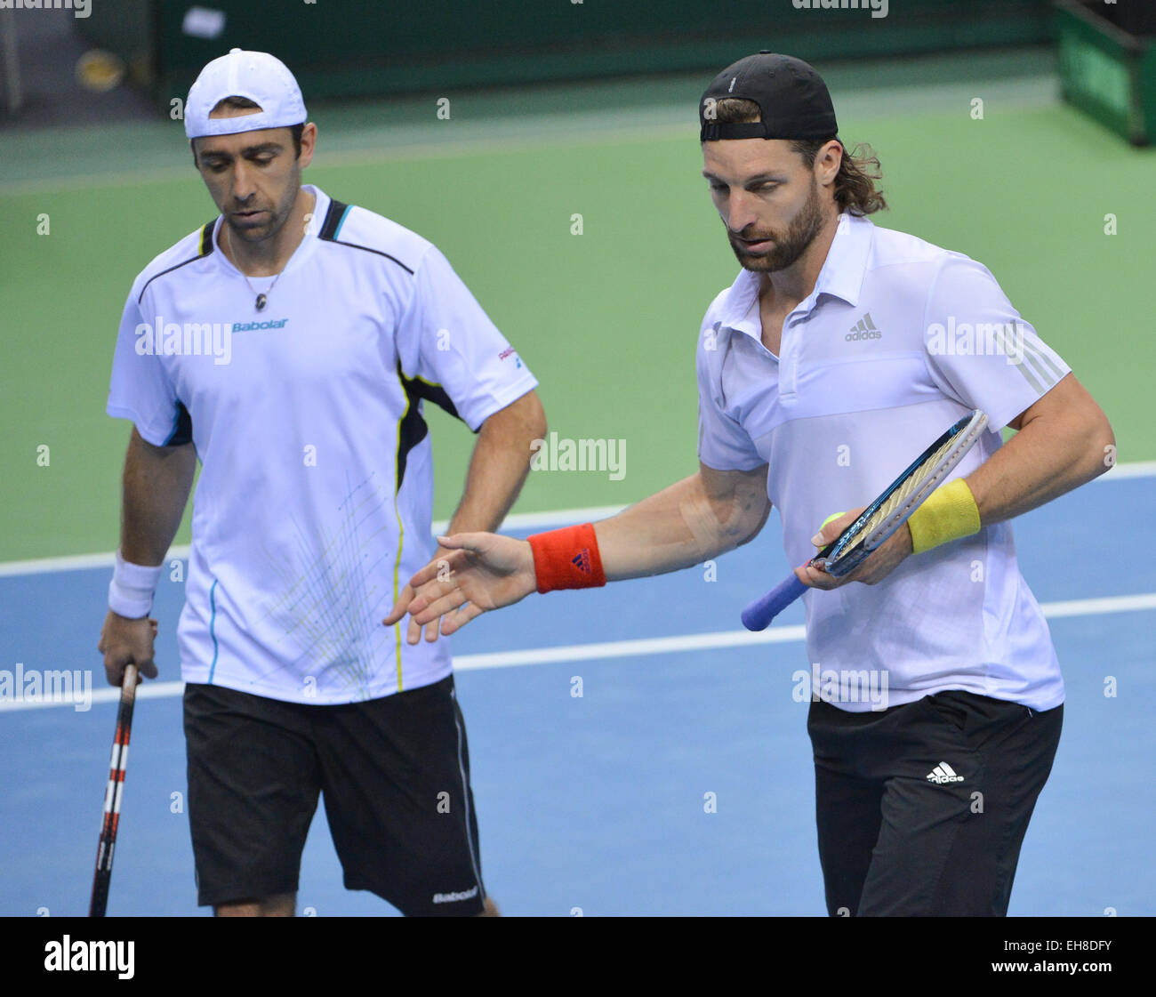Frankfurt, Germany. 7th Mar, 2015. Andre Begemann (r) and Benjamin ...