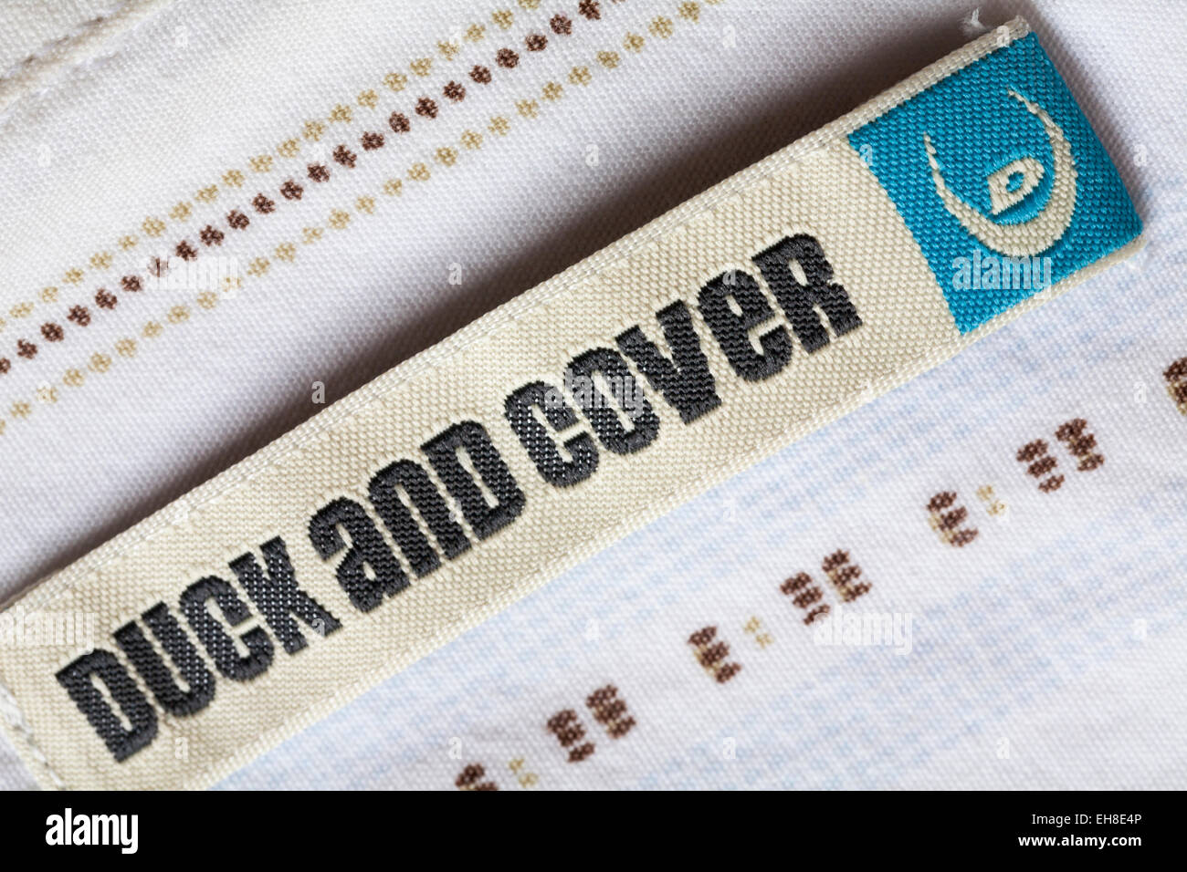 Duck and cover hi-res stock photography and images - Alamy