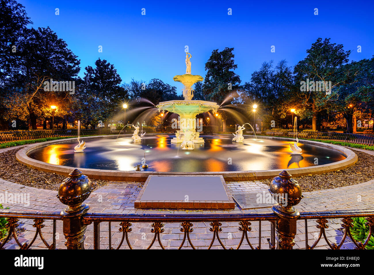 Savannah town square georgia hi-res stock photography and images - Alamy