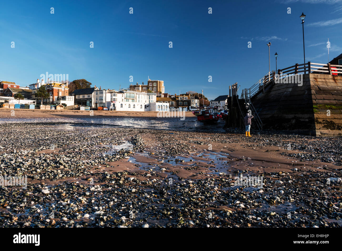 Broadstairs pier hi-res stock photography and images - Alamy