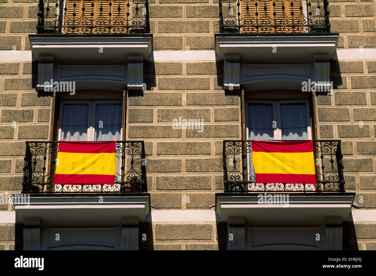 Spain, Madrid, Spanish flags on balconies Stock Photo - Alamy