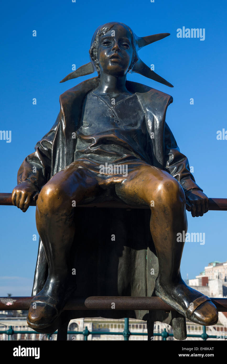 Laszlo Marton's bronze sculpture of the "Little Prince" (Kiskiralylany) on the Danube river ...