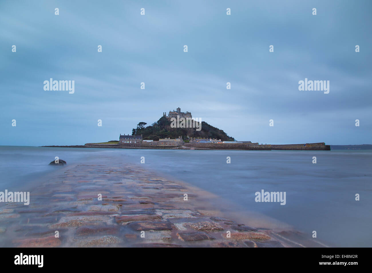 St. Michael's mount, Cornwall, blue sky, at twilight Stock Photo - Alamy