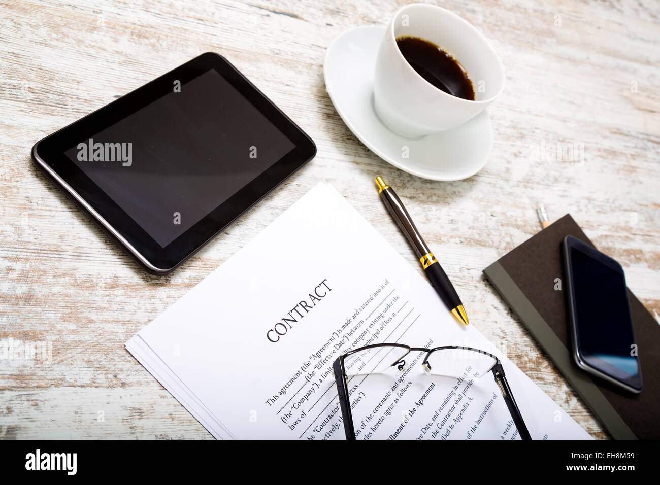 Reading before signing hi-res stock photography and images - Alamy