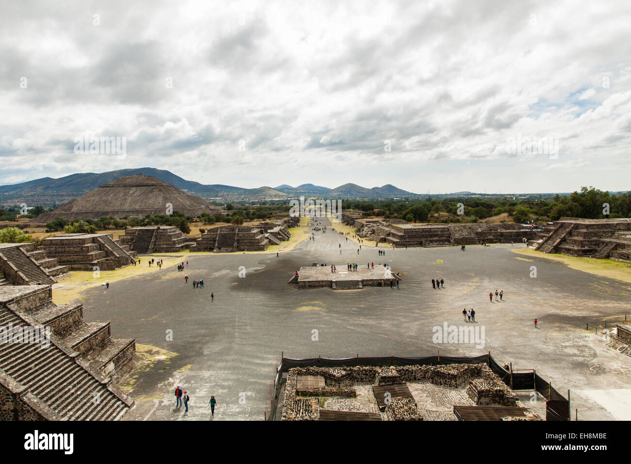 Pyramids of the Sun and the Moon at Teotihuacán, Mexico Stock Photo - Alamy