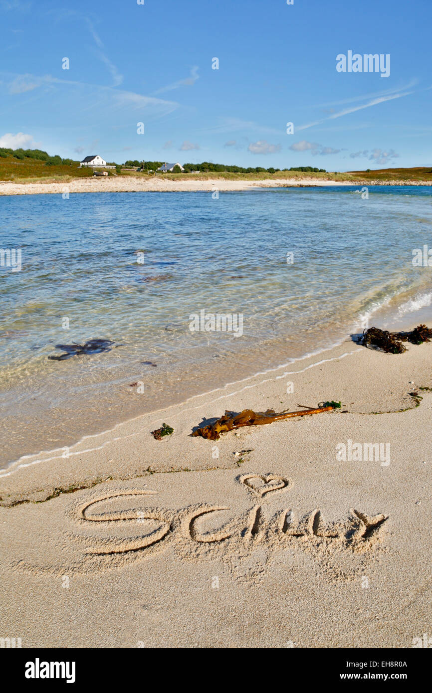 Scilly isles st agnes high tide hi-res stock photography and images - Alamy