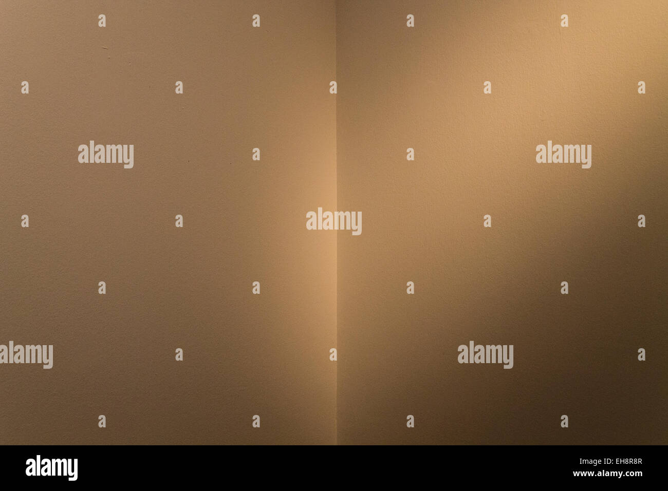 Corner light hi-res stock photography and images - Alamy