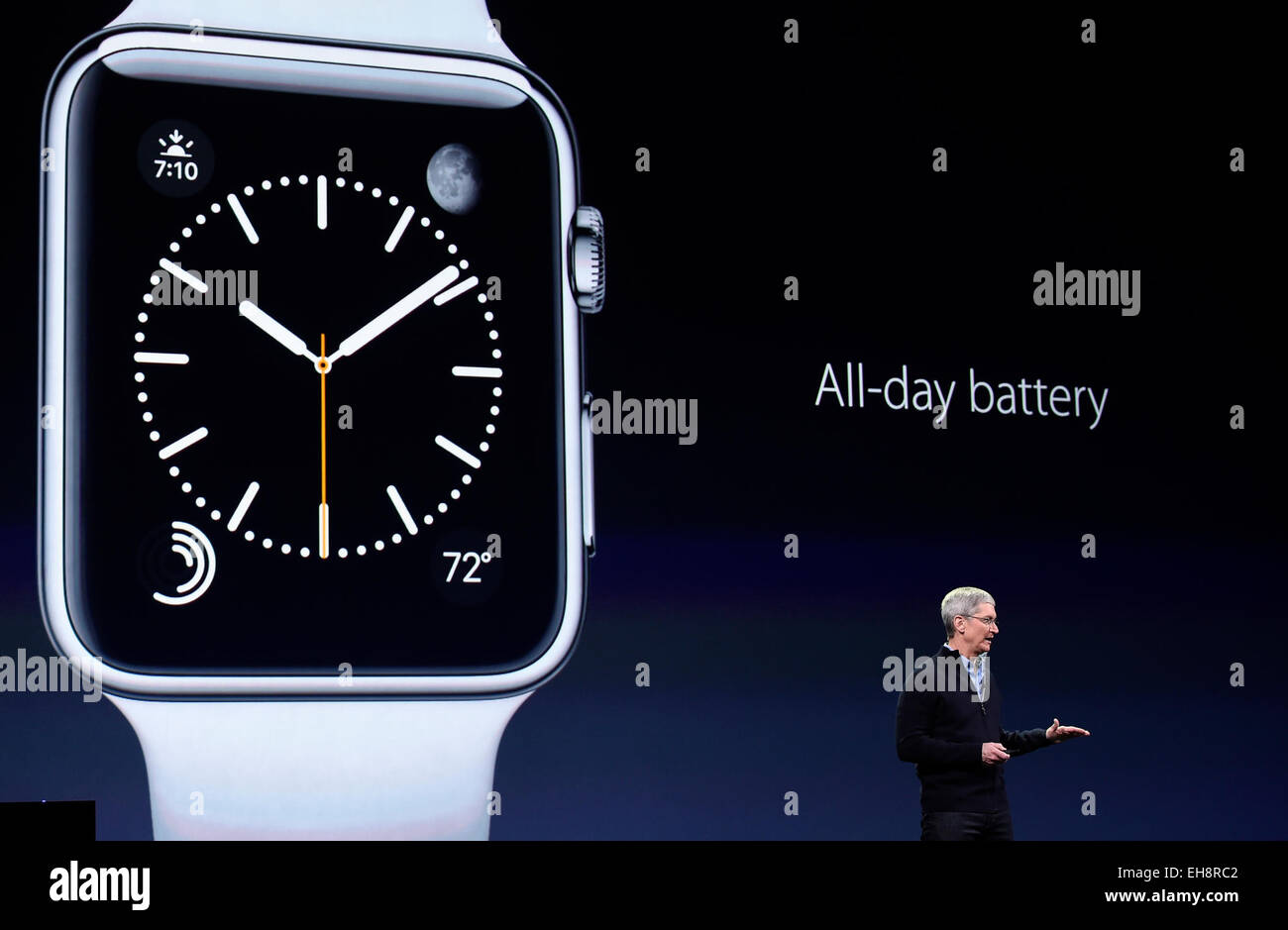 Apple ceo tim cook during hi-res stock photography and images - Alamy