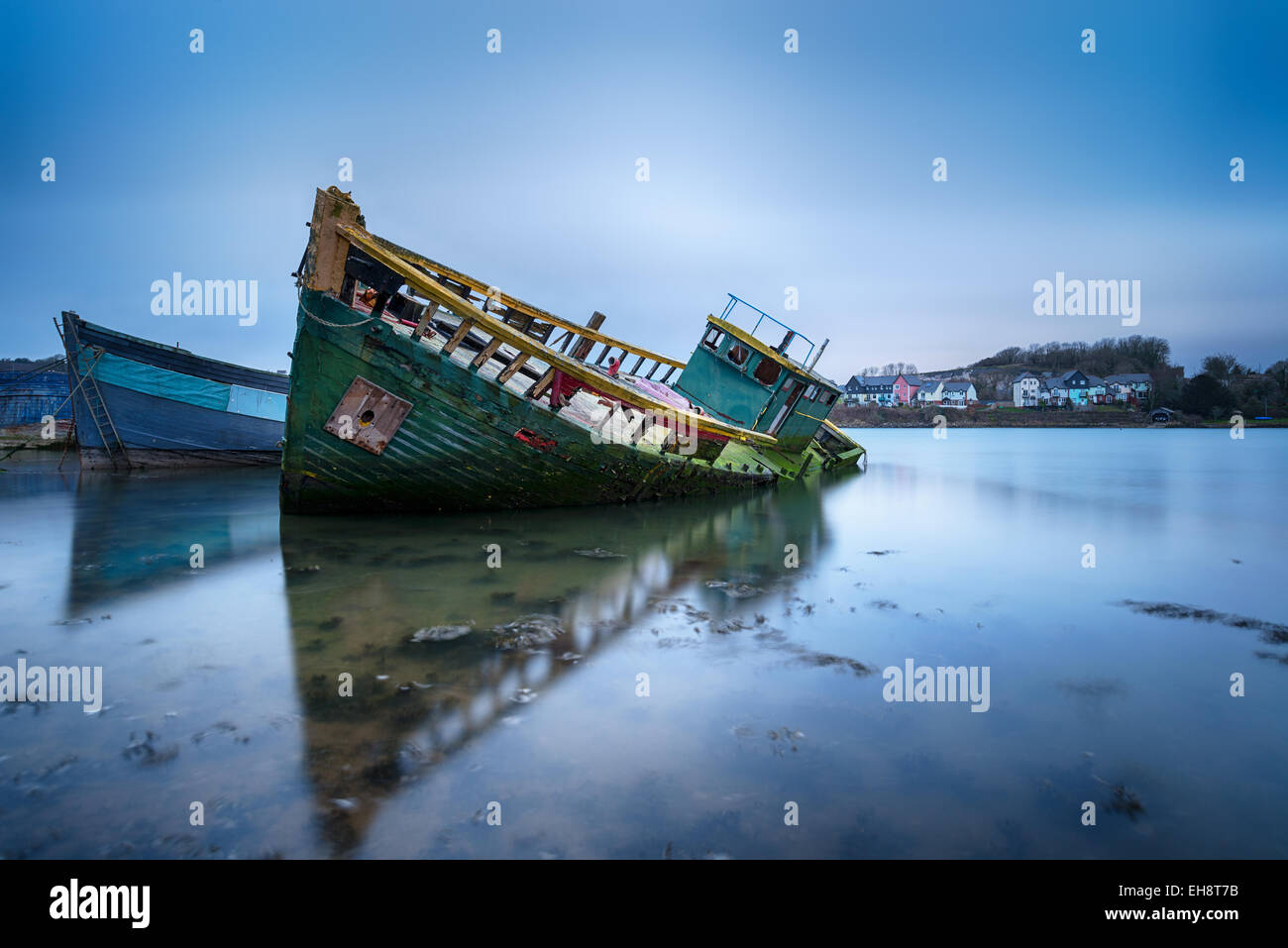 Old boats in their final resting place at Hooe Lake in Pylmouth, Devon ...