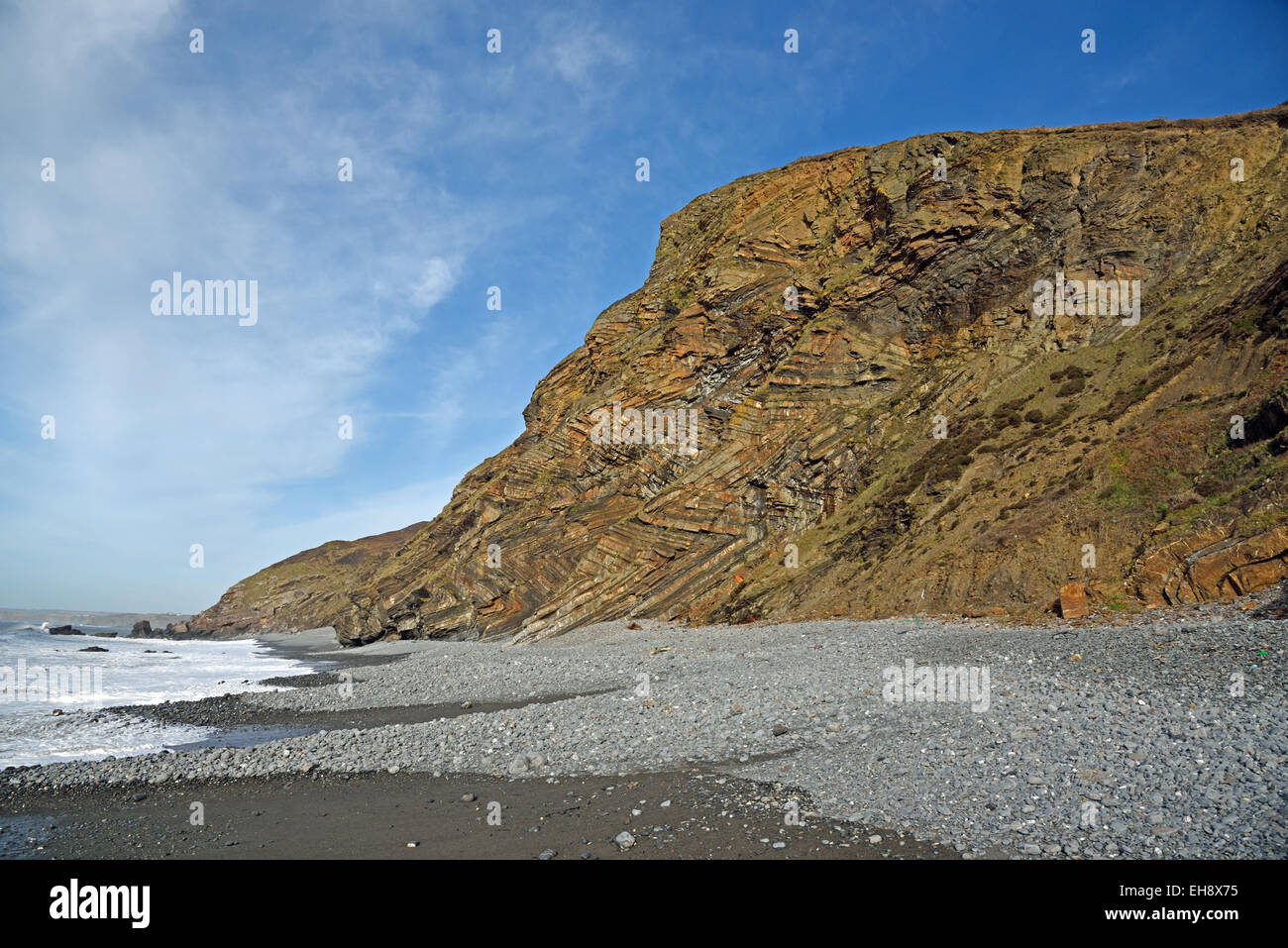 Millook , Cornwall. The cliffs display a series of recumbent chevron ...