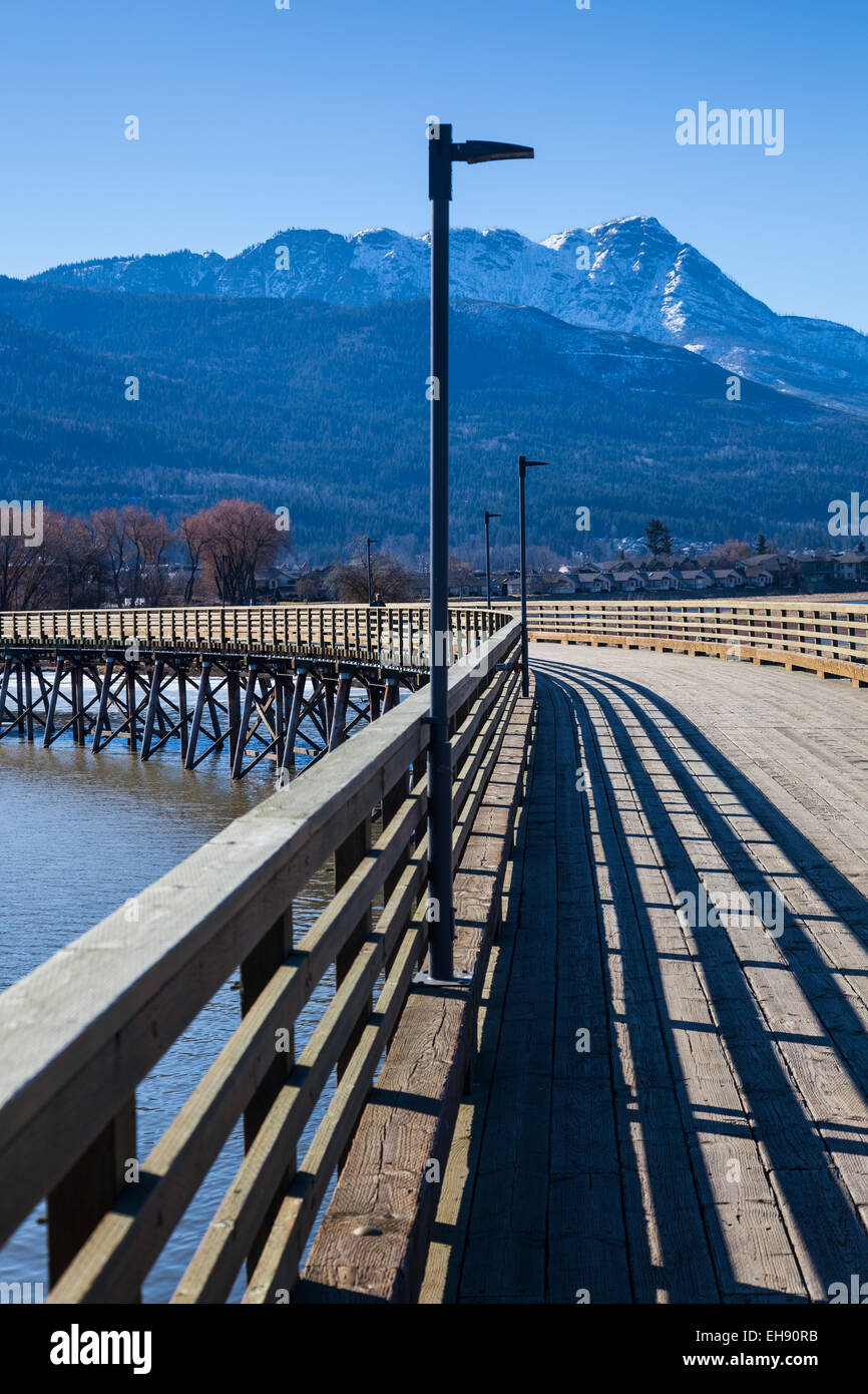 Salmon arm british columbia hi-res stock photography and images - Alamy