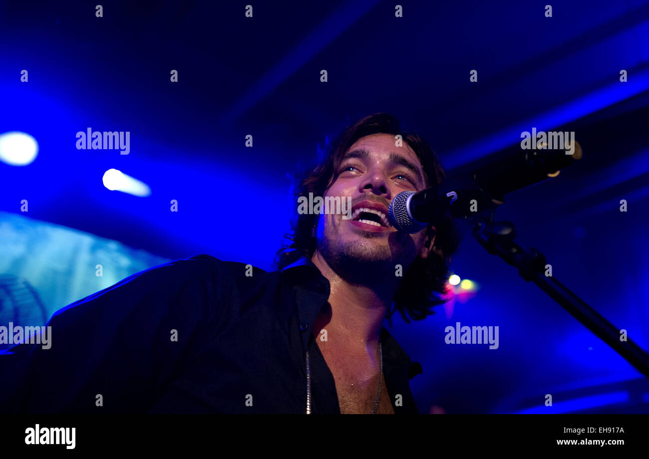 Waylon Singer High Resolution Stock Photography and Images - Alamy