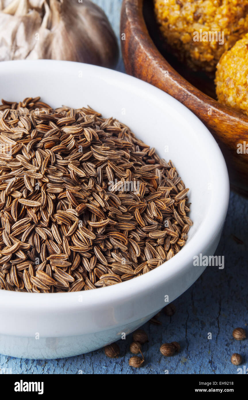 Whole cumin seeds hi-res stock photography and images - Alamy