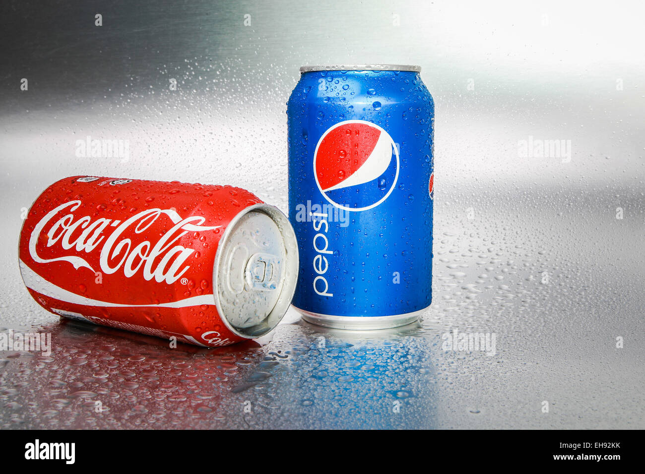 Coca cola pepsi soda pop hi-res stock photography and images - Alamy