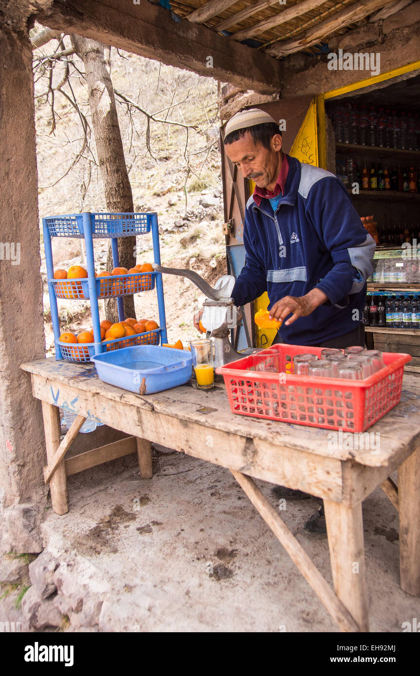 Indigenous berber hi-res stock photography and images - Alamy