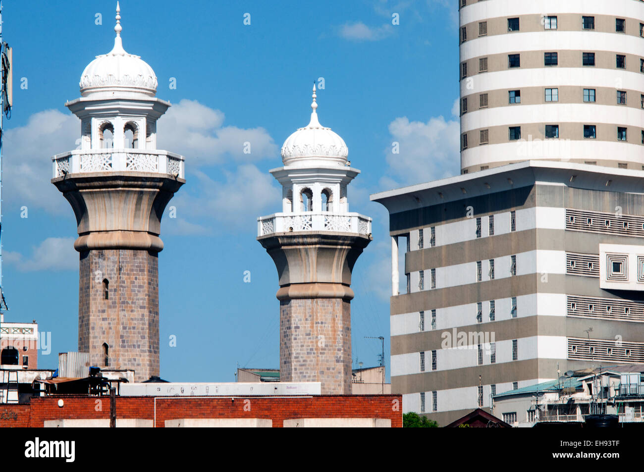 Jamia Mosque and Nation newspaper building, Nairobi CBD, Kenya Stock ...