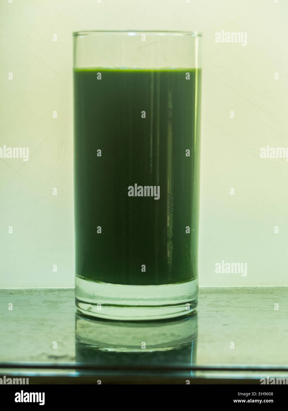 glass of green juice Stock Photo - Alamy