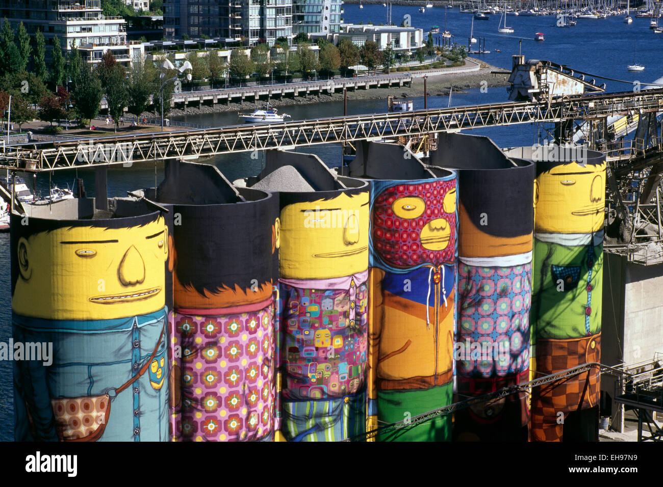 Giant silos hi-res stock photography and images - Alamy
