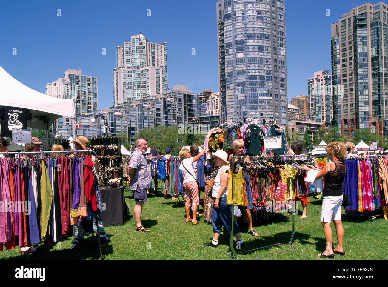 Canada outdoor market hi-res stock photography and images - Alamy
