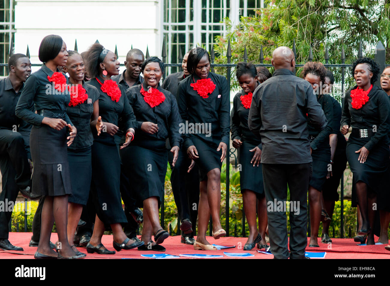 Choir outside City Hall, Nairobi, Kenya Stock Photo - Alamy