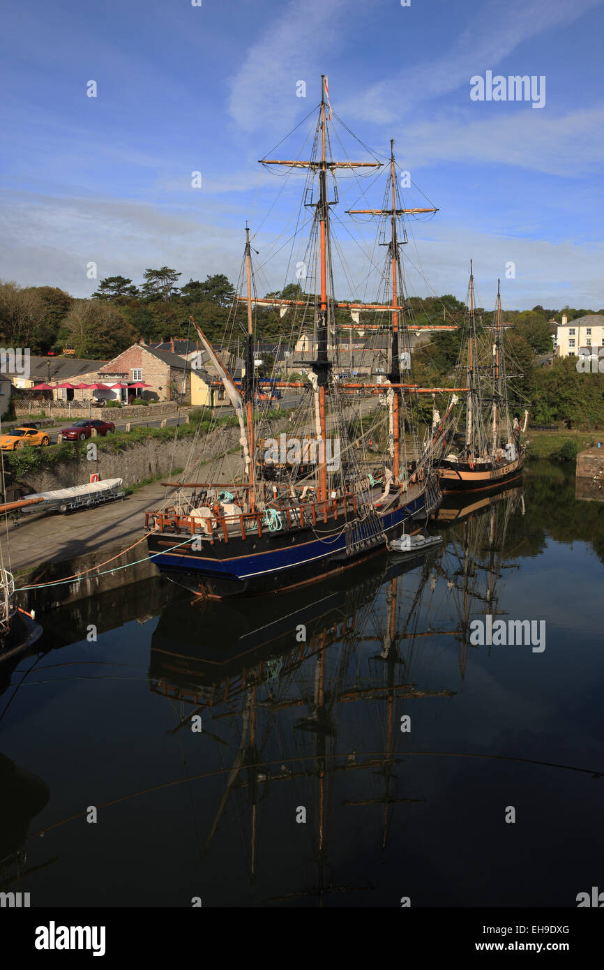 18th century ship mast hi-res stock photography and images - Alamy