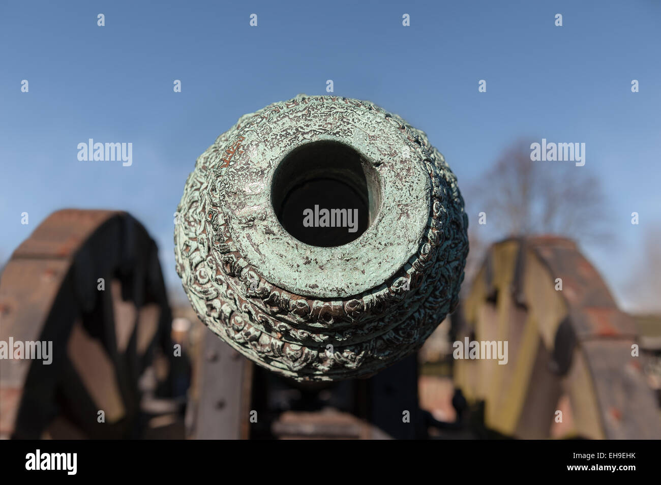 Mortar barrel High Resolution Stock Photography and Images - Alamy
