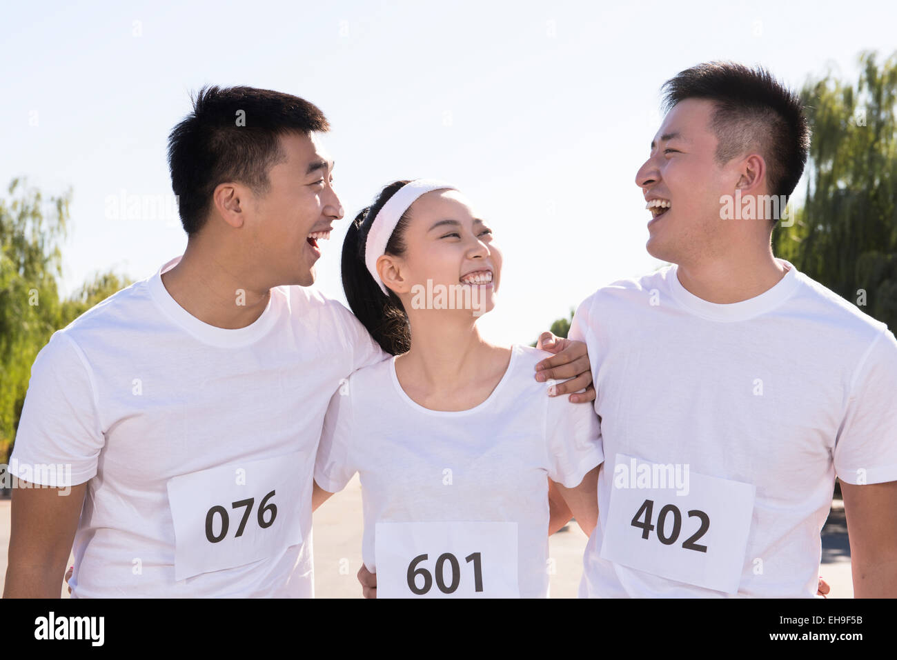 Marathon runners meet up Stock Photo - Alamy