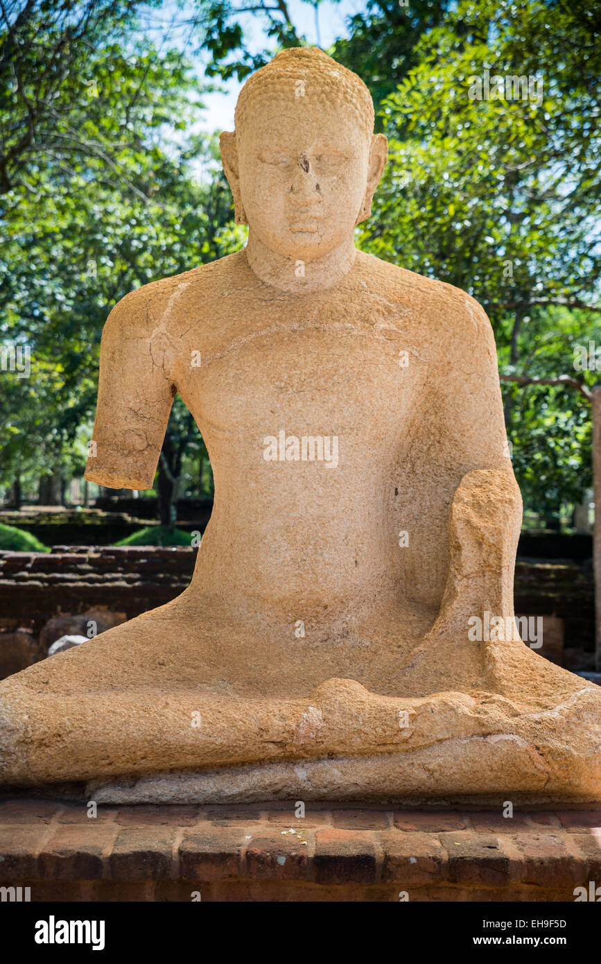 Buddha statue, Abhayagiri Temple, Anuradhapura, Sri Lanka Stock Photo ...