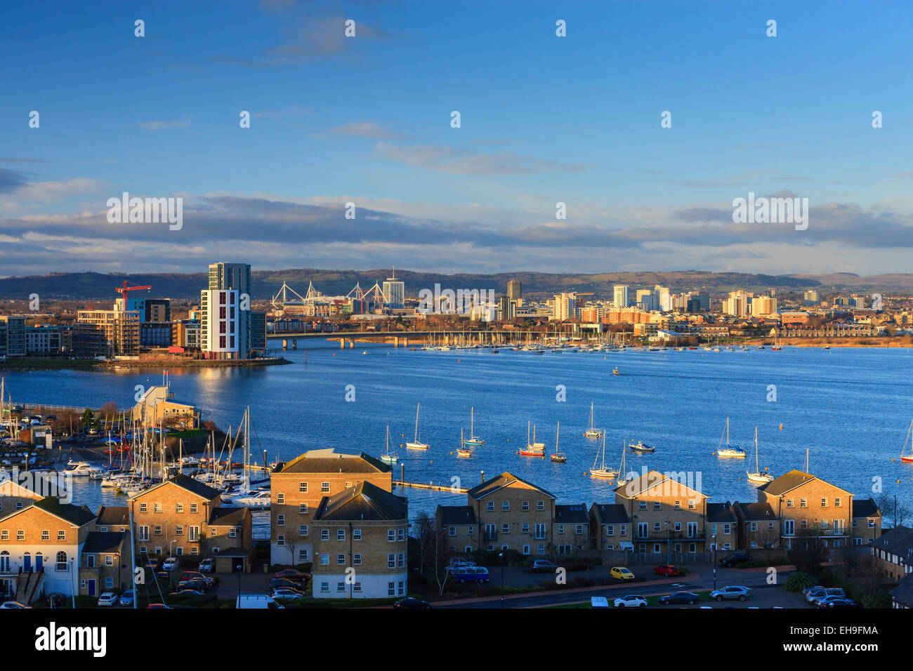 Cardiff bay hi-res stock photography and images - Alamy