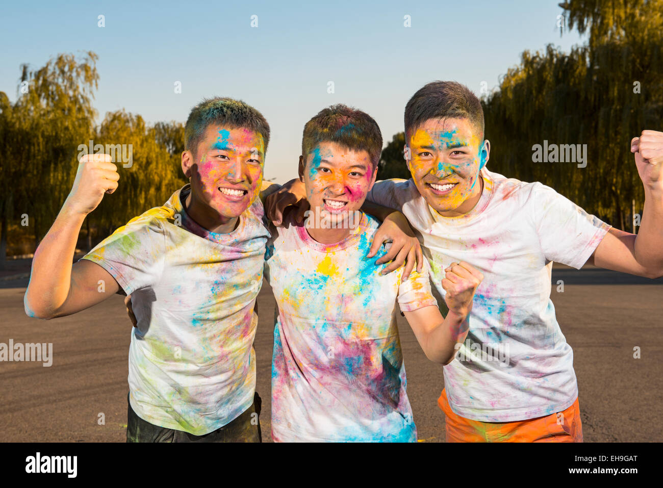 Color run event hi-res stock photography and images - Alamy