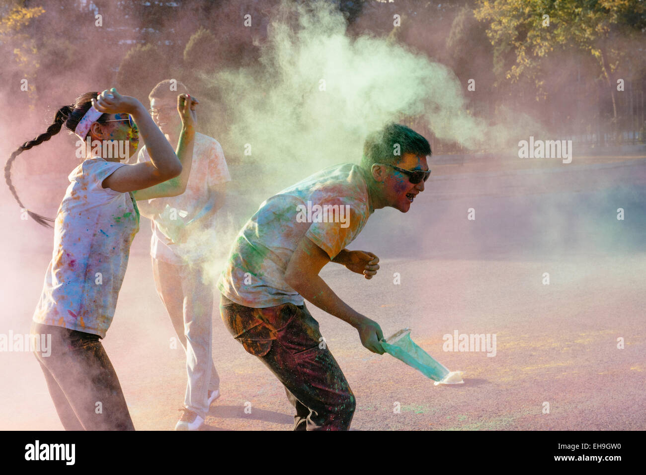 Throwing paint hi-res stock photography and images - Alamy