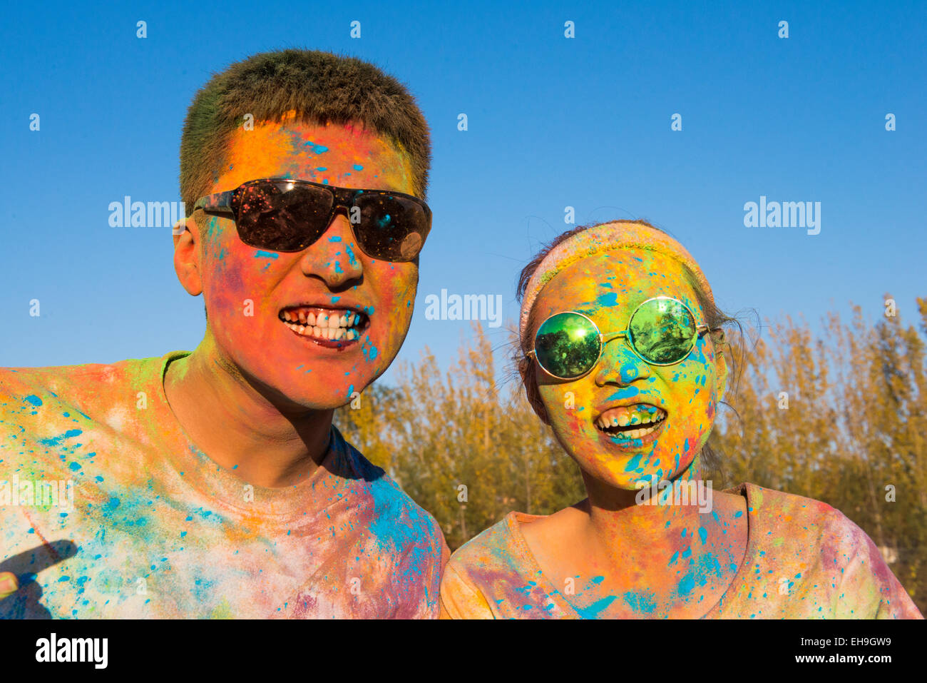 Color run hi-res stock photography and images - Alamy