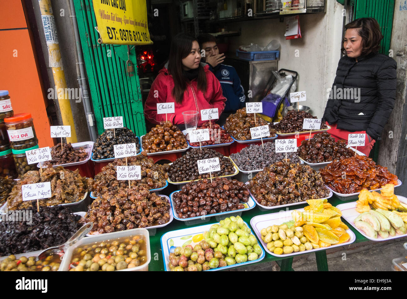 Fruit stall display in Ha Noi,Hanoi, Vietnam Stock Photo - Alamy