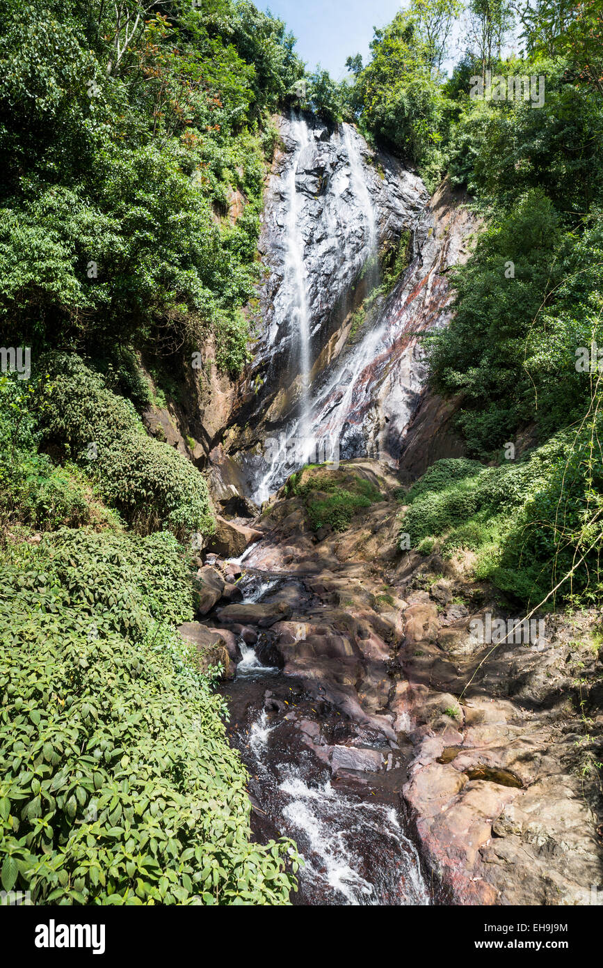 Sri lankan waterfalls hi-res stock photography and images - Alamy