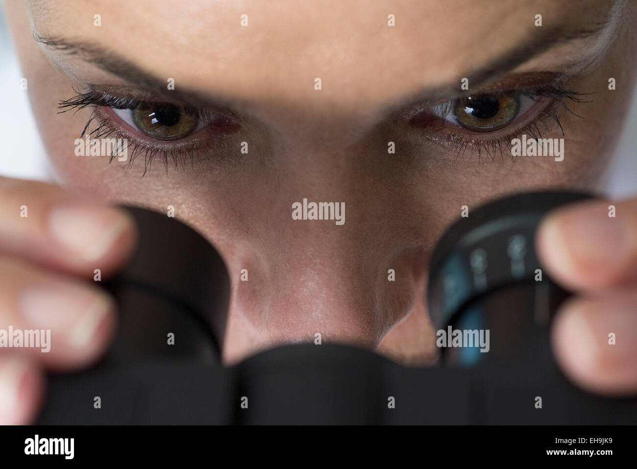 Scientist observation hi-res stock photography and images - Alamy
