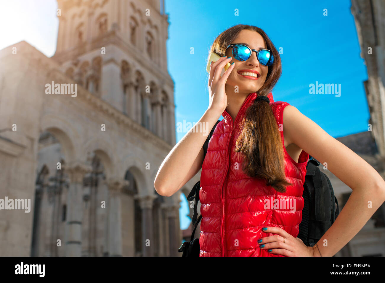 Old woman and young woman talking hi-res stock photography and images ...