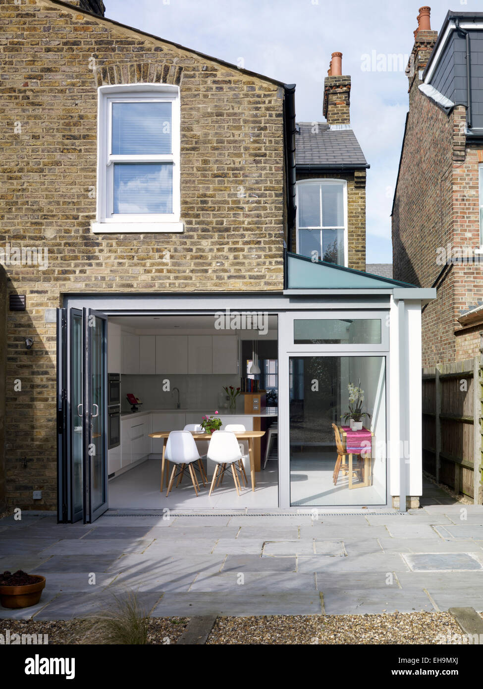 Rear doors open hi-res stock photography and images - Alamy