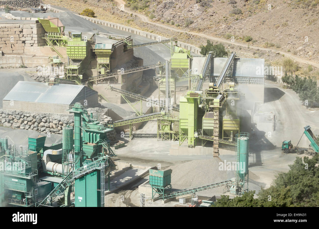 Cement factory hi-res stock photography and images - Alamy