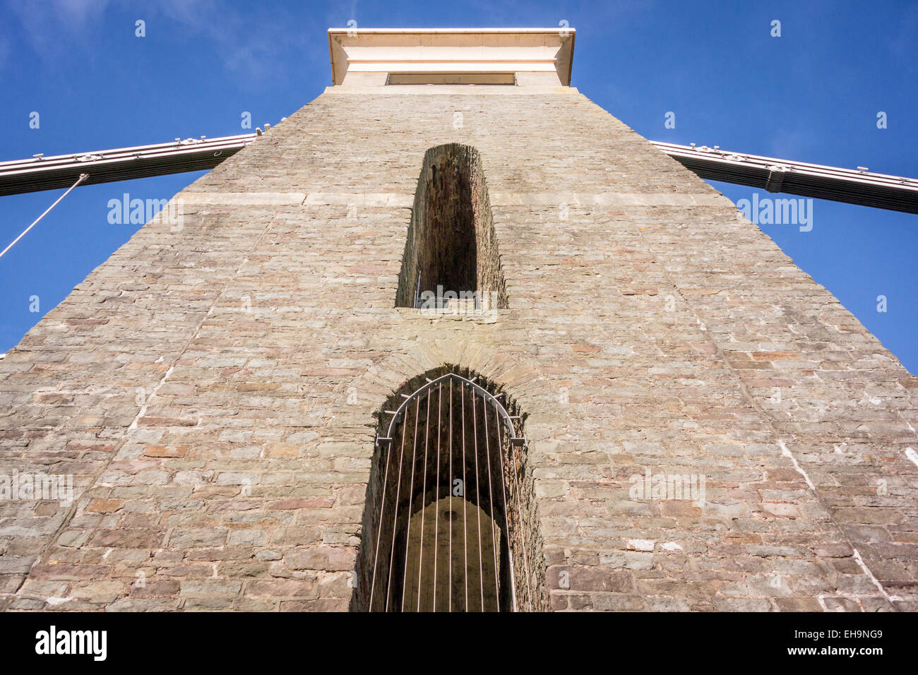Pylon structure hi-res stock photography and images - Alamy