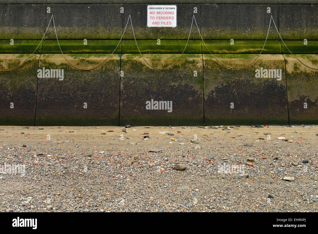 No mooring sign hi-res stock photography and images - Alamy