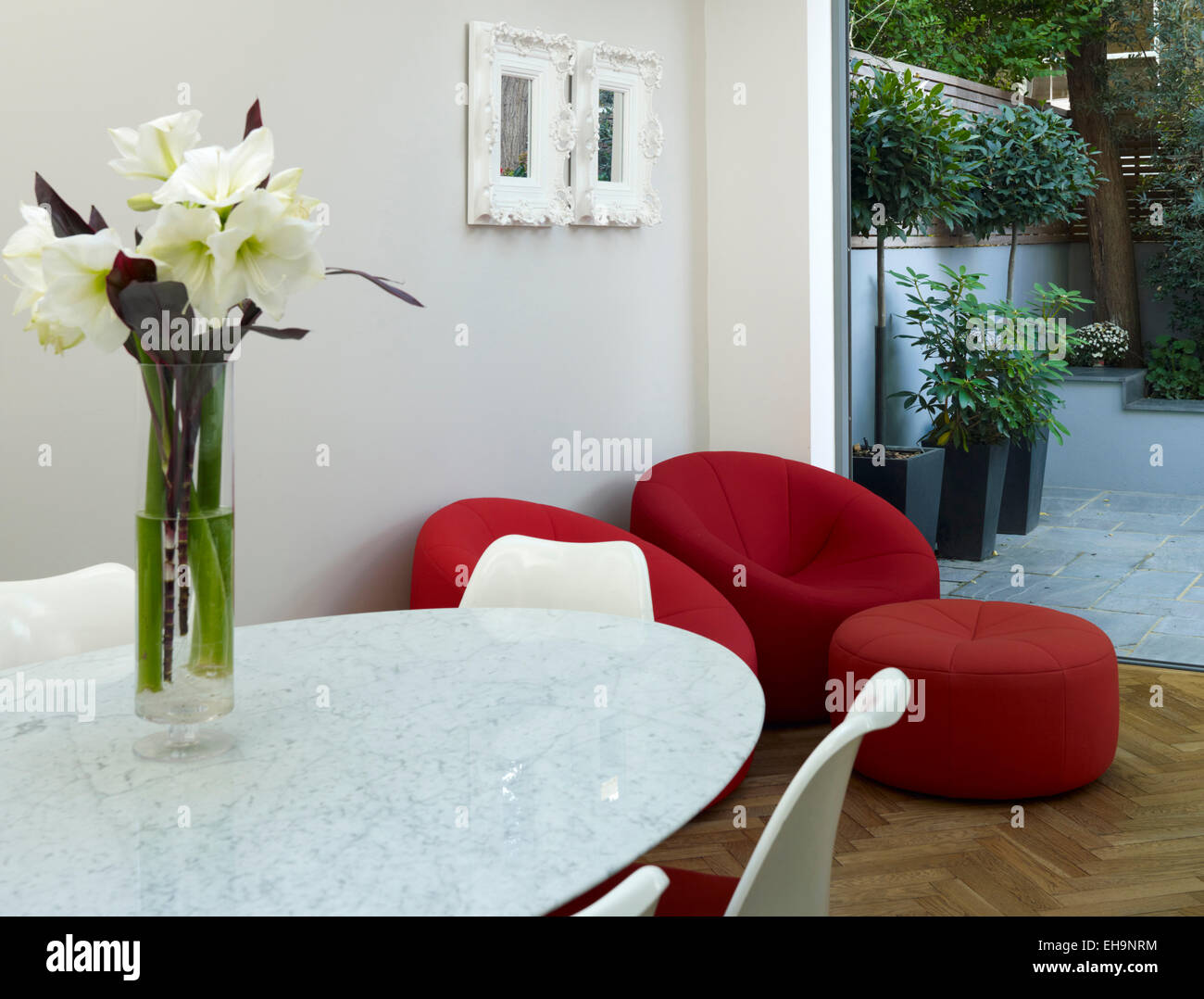 Circular floor plan hi-res stock photography and images - Alamy