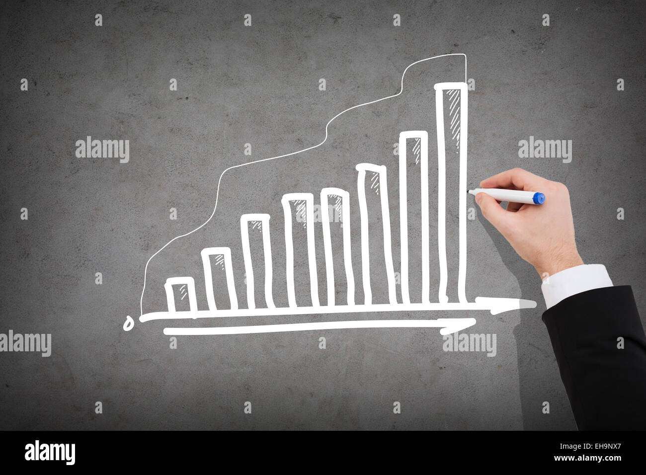 Hand drawing sales growth graph hi-res stock photography and images - Alamy