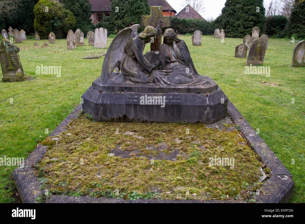 Tomb in cemetery in Aylesford in Kent Stock Photo - Alamy