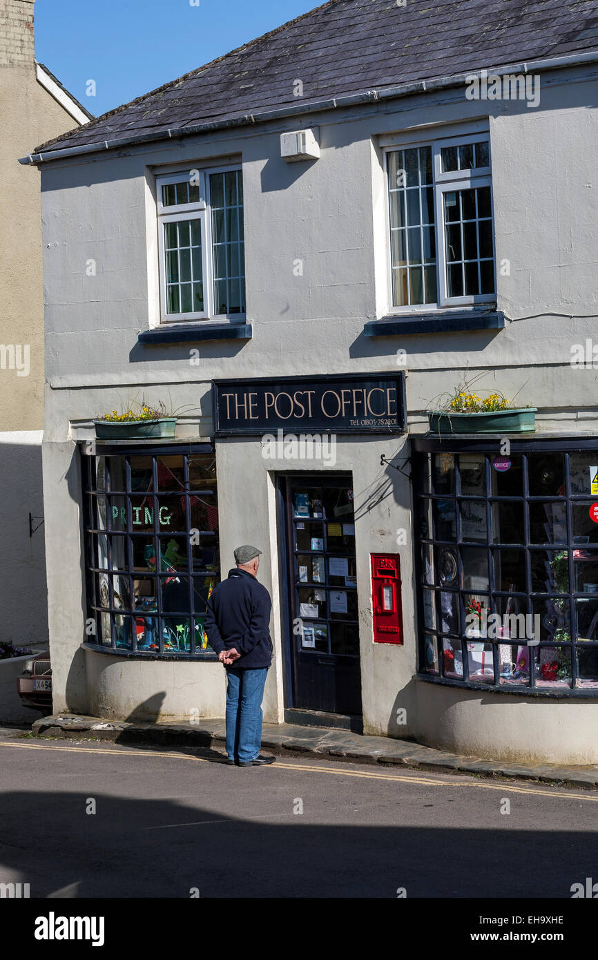 Stoke gabriel post office hi-res stock photography and images - Alamy