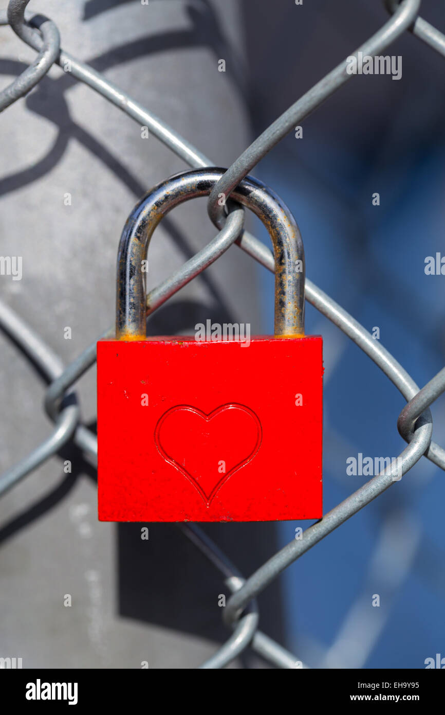Heart lock hi-res stock photography and images - Alamy