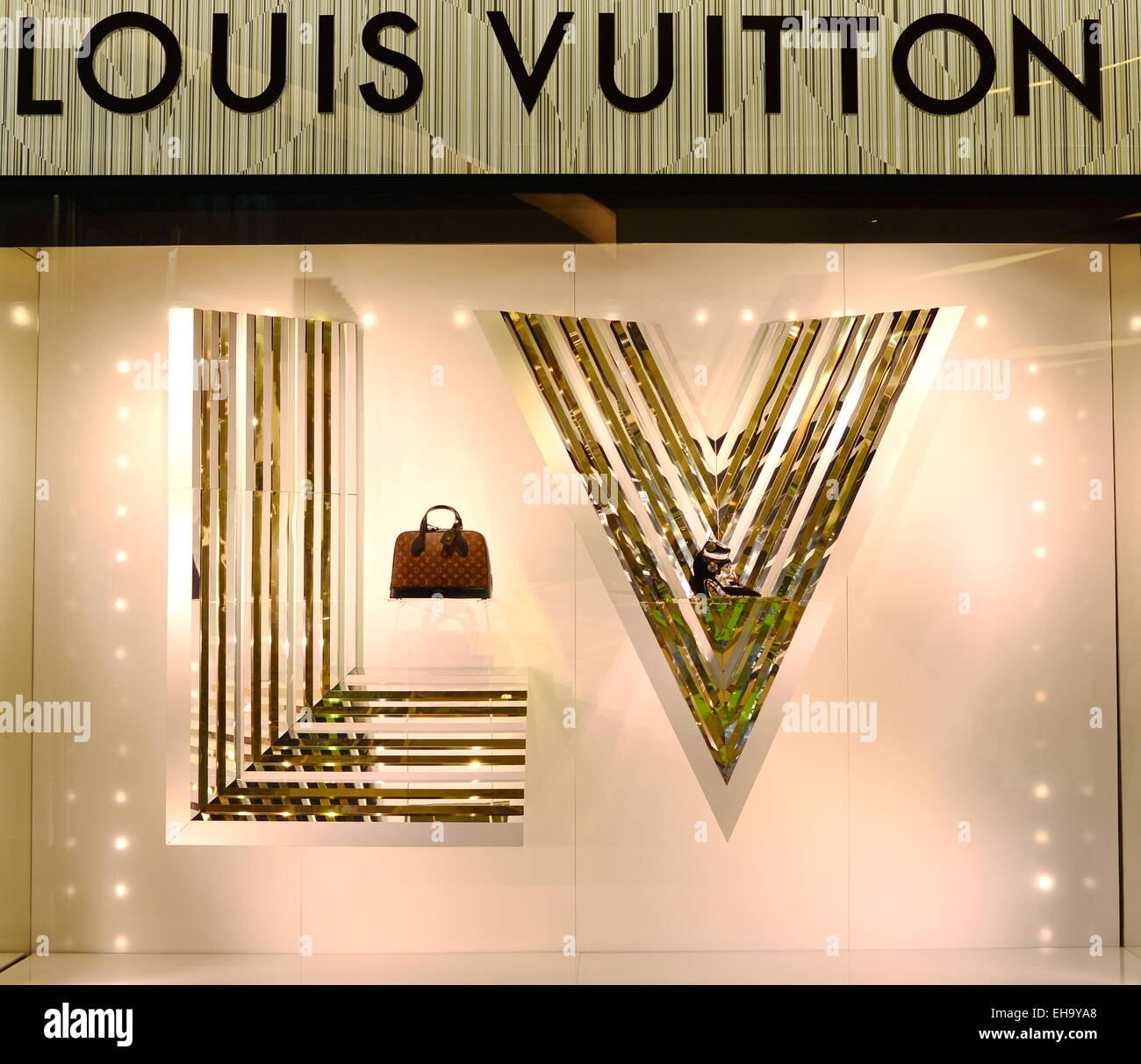 BANGKOK - FEBRUARY 25, 2015: Louis Vuitton window display Stock Photo ...