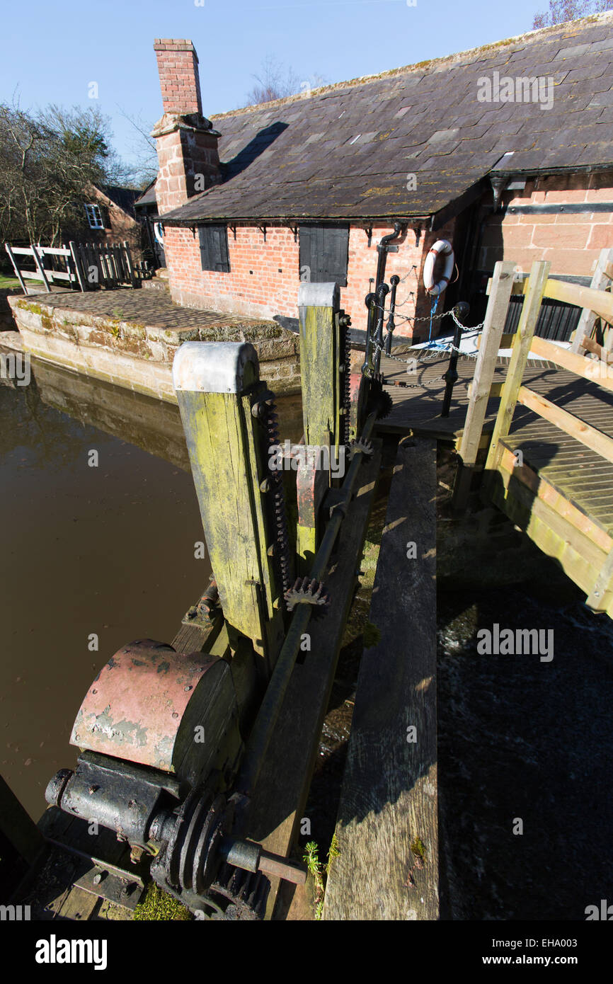 Village of Stretton, Cheshire, England. Picturesque spring view of the ...