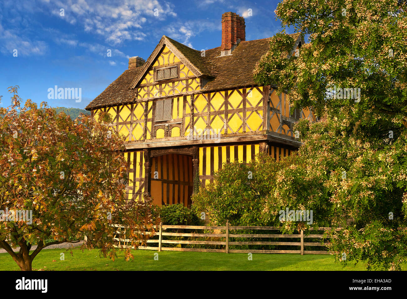 The half timbered gate house of Stokesay Castle, Shropshire, England ...